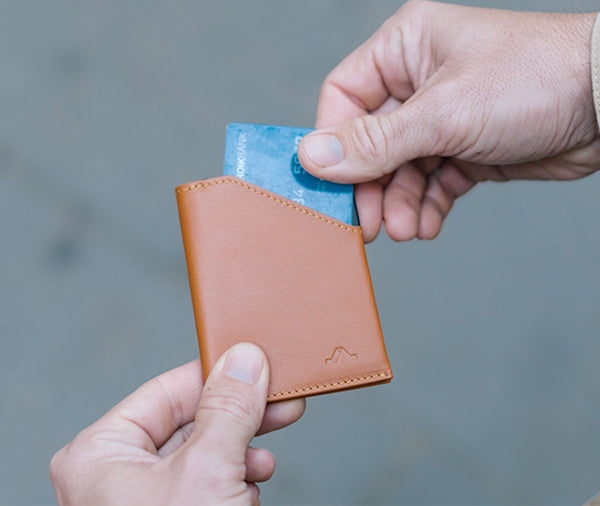 ROIK: The original Slim Wallet and The Messenger