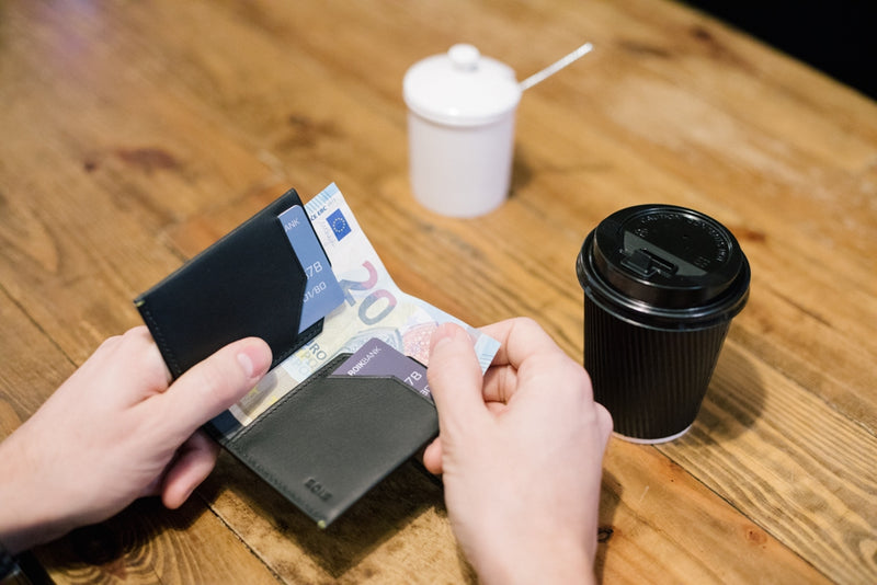 ROIK: The original Slim Wallet and The Messenger